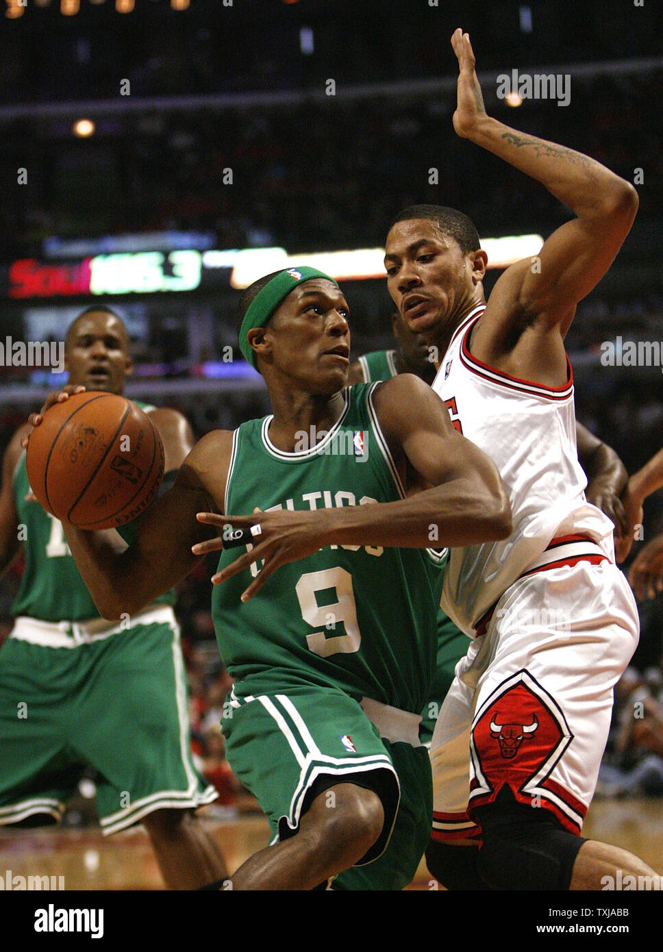 Rajon Rondo And Derrick Rose Wallpaper