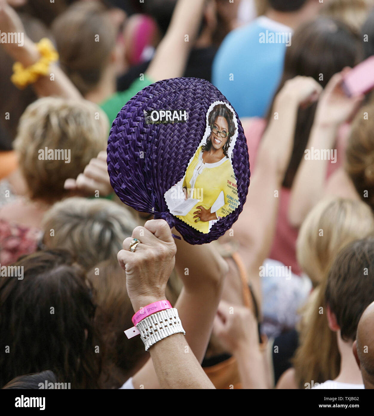 The oprah winfrey show hi-res stock photography and images - Alamy