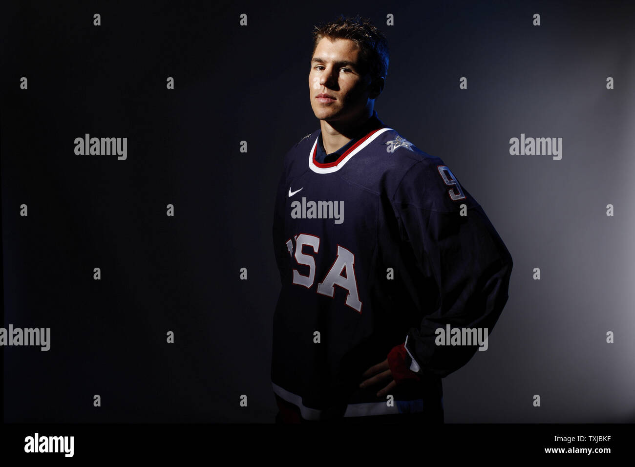 Zach parise olympic hi-res stock photography and images - Alamy