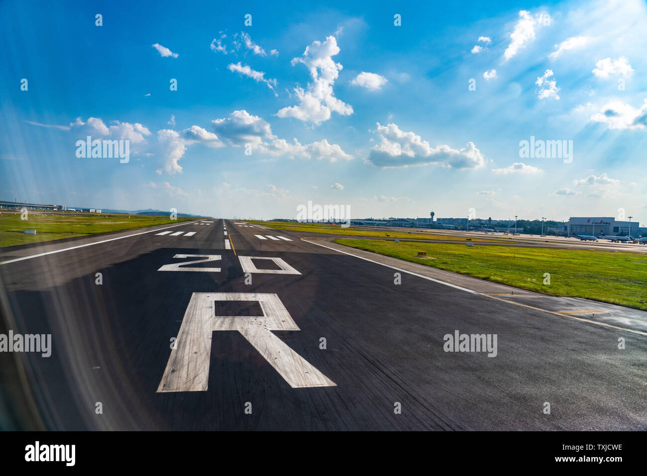 Jiangbei airport hi-res stock photography and images - Alamy