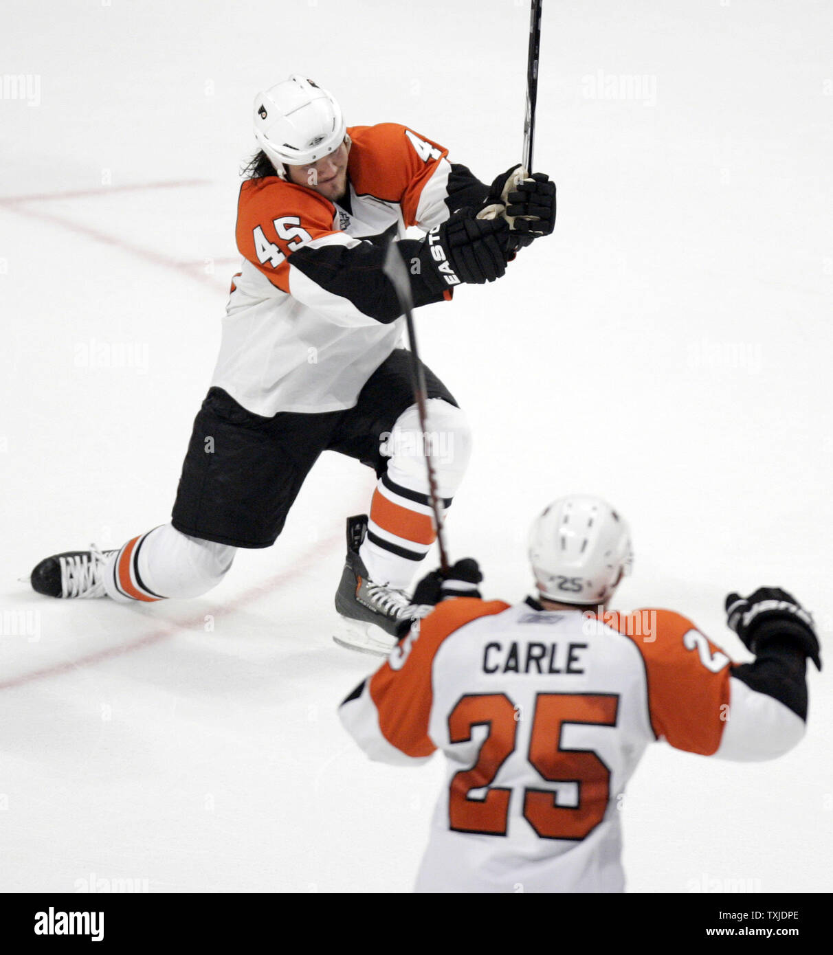 Photo of arron asham hi-res stock photography and images - Alamy