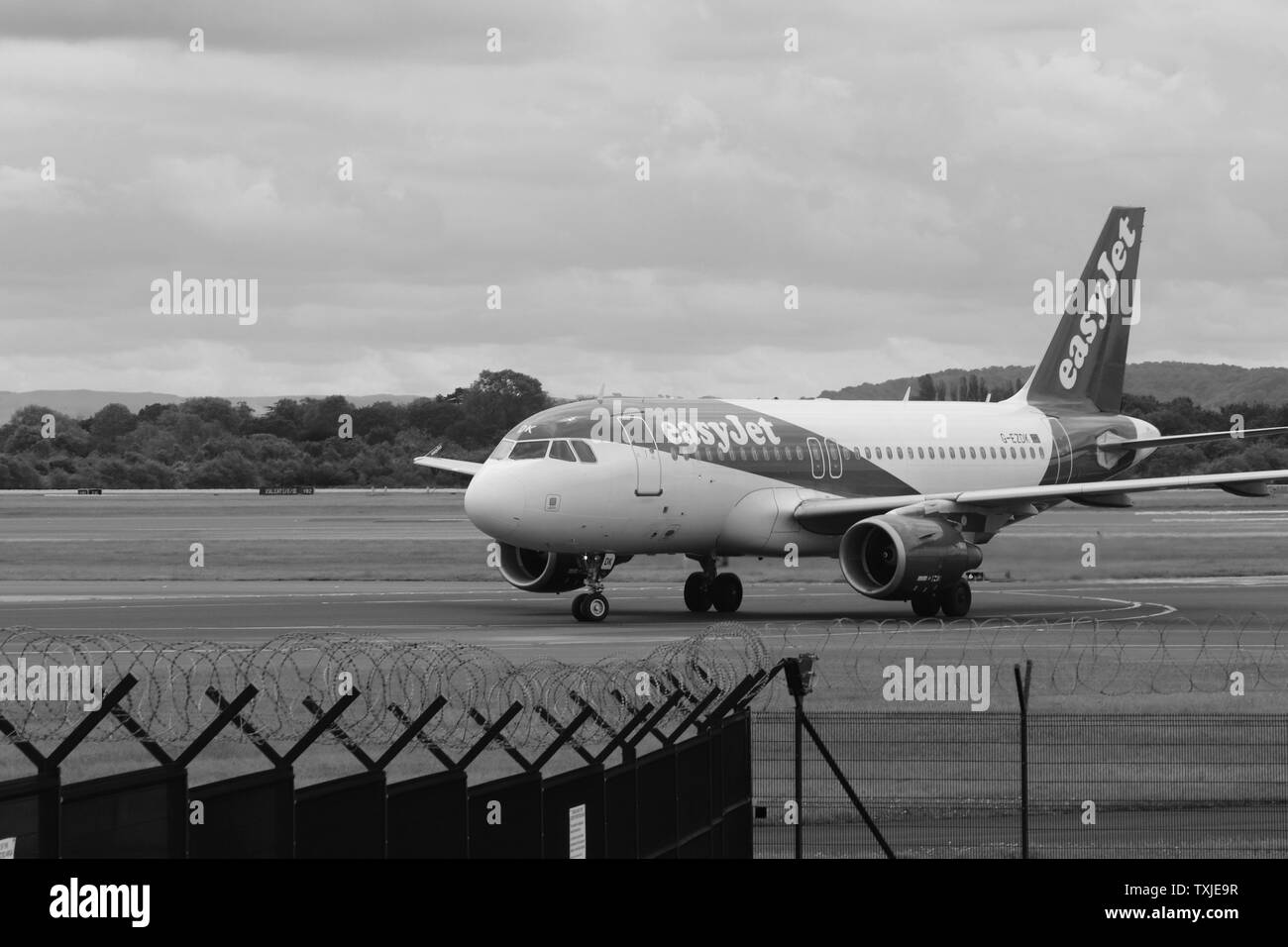 Manchester aviation runway visitor park Stock Photo - Alamy