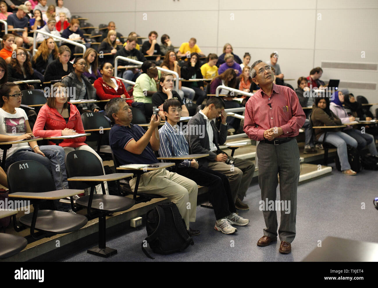 2010 nobel prize in chemistry hi-res stock photography and images - Alamy