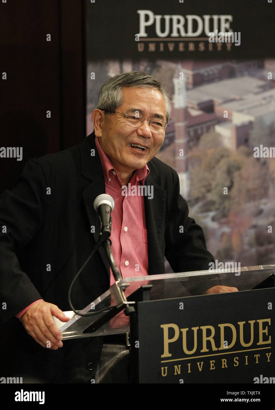 2010 nobel prize in chemistry hi-res stock photography and images - Alamy