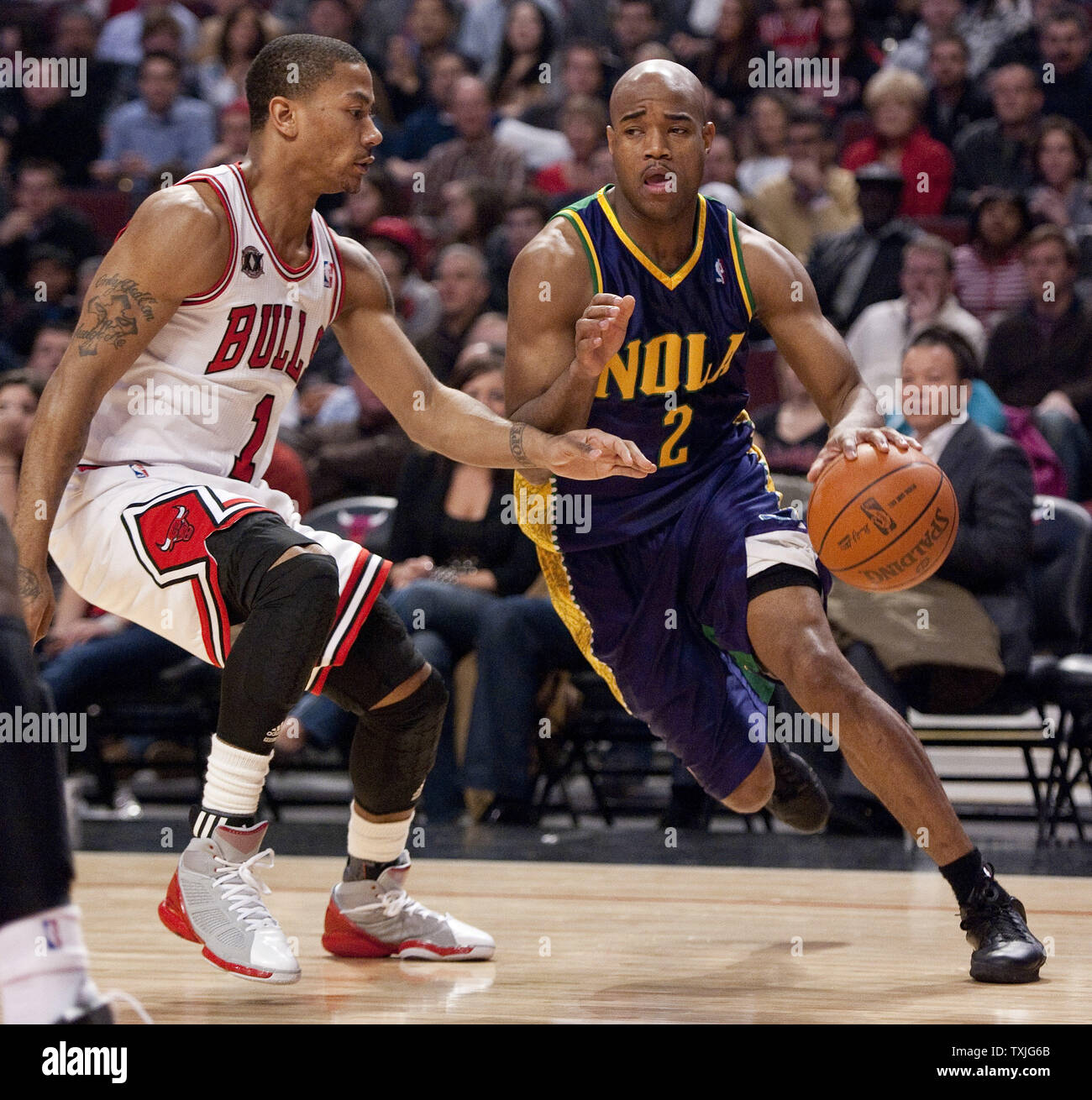 New Orleans Hornets guard Jarrett Jack (R) drives as Chicago Bulls ...