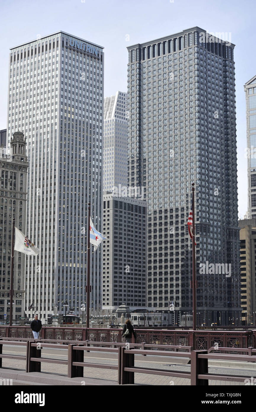 Unitrin building hi-res stock photography and images - Alamy