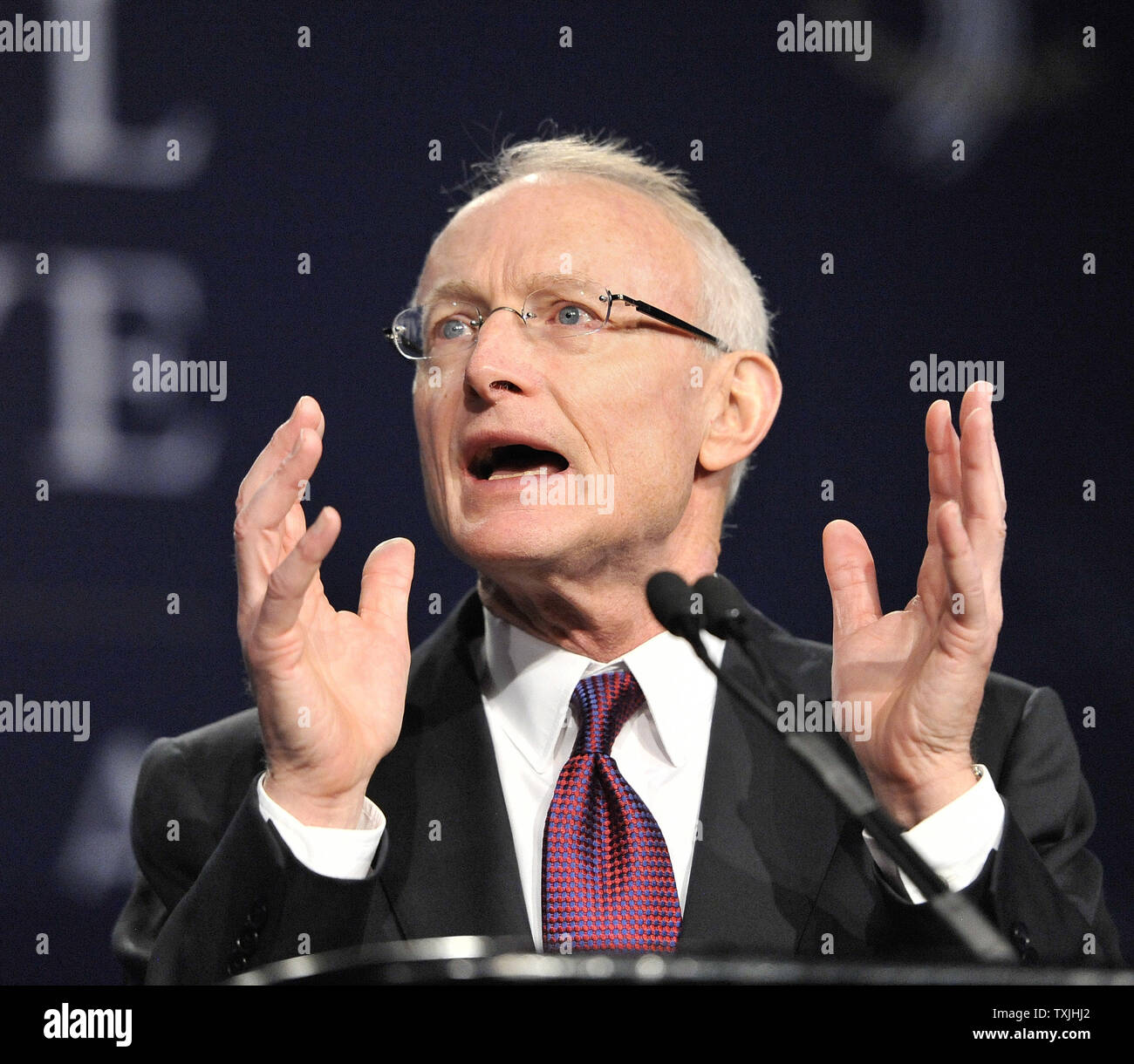 Michael porter, harvard business school hi-res stock photography and ...