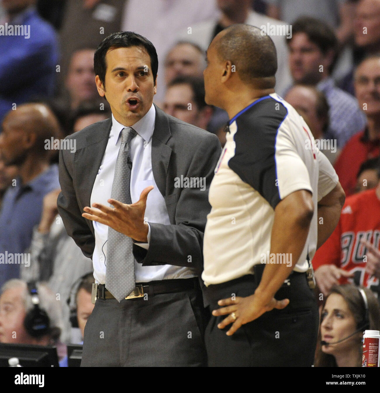 Rush 2012 united center hi-res stock photography and images - Alamy