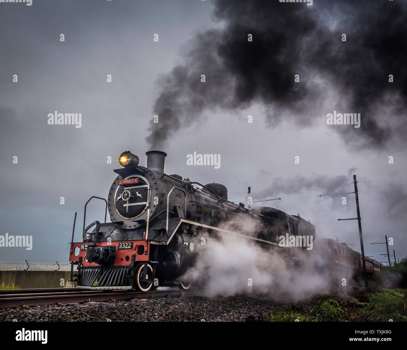 Train engine billowing smoke hi-res stock photography and images - Alamy