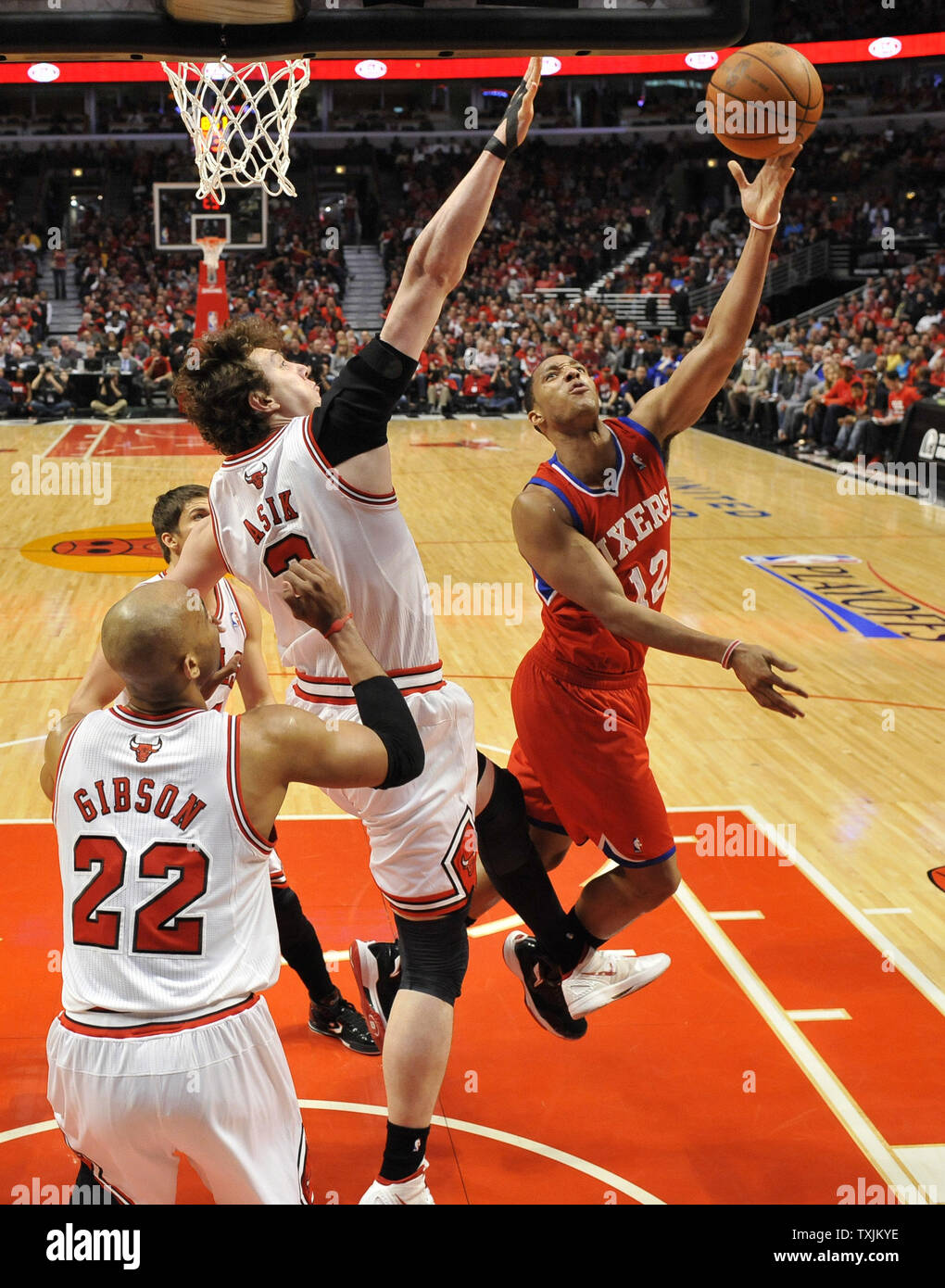 Omer asik evan turner hi-res stock photography and images - Alamy