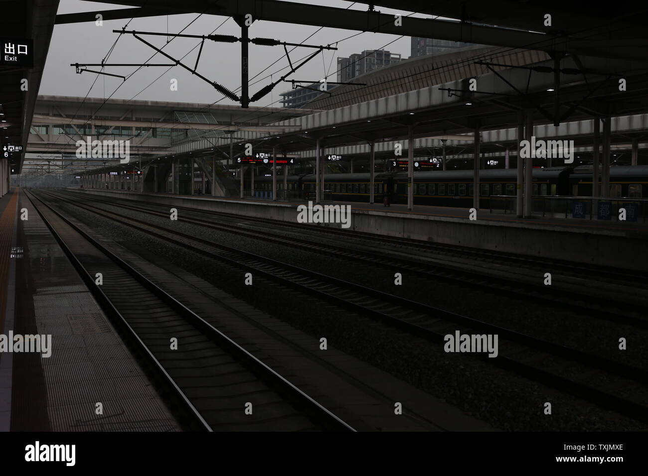 Mold railway hi-res stock photography and images - Alamy