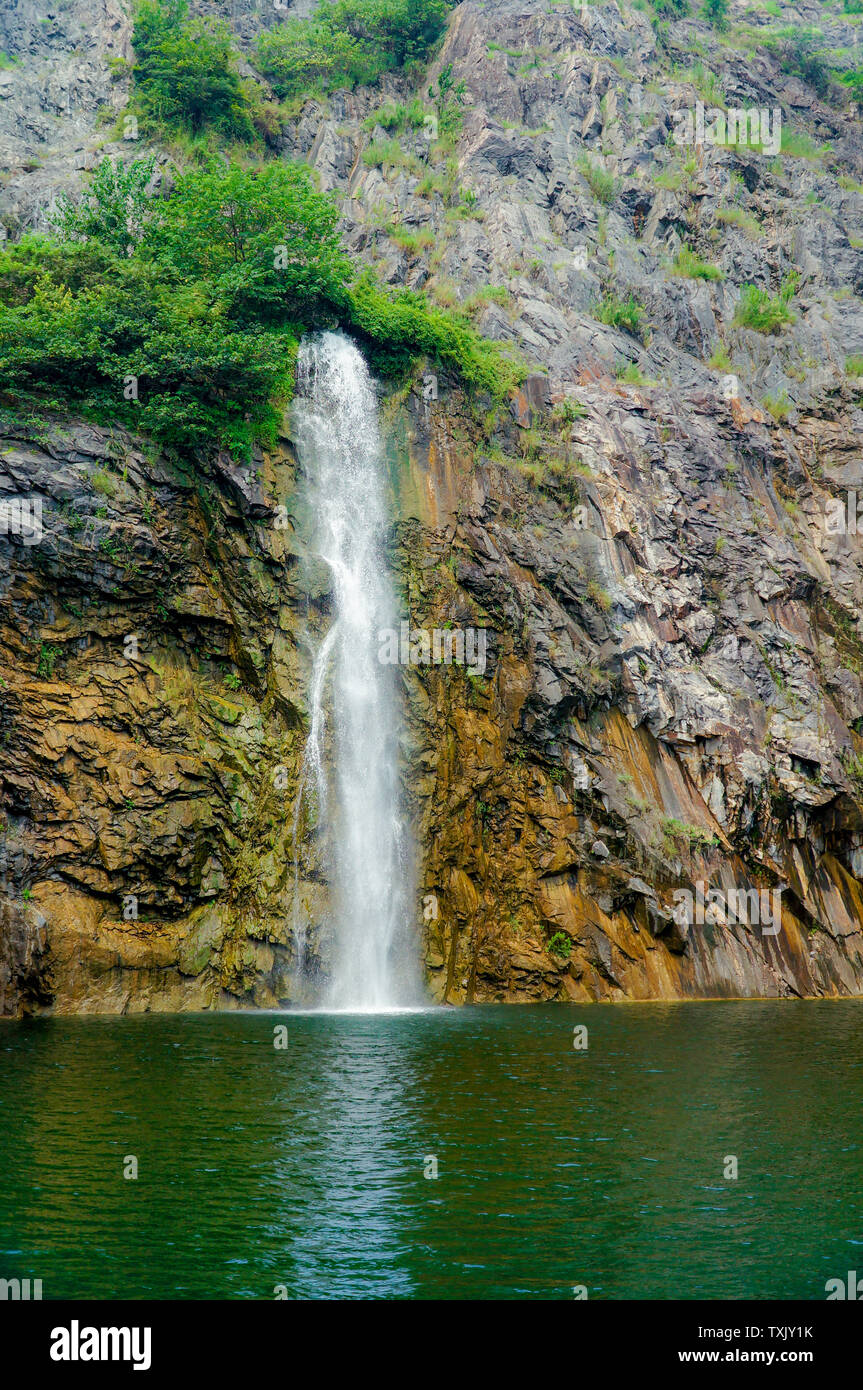 Shanghai water resources hi-res stock photography and images - Alamy