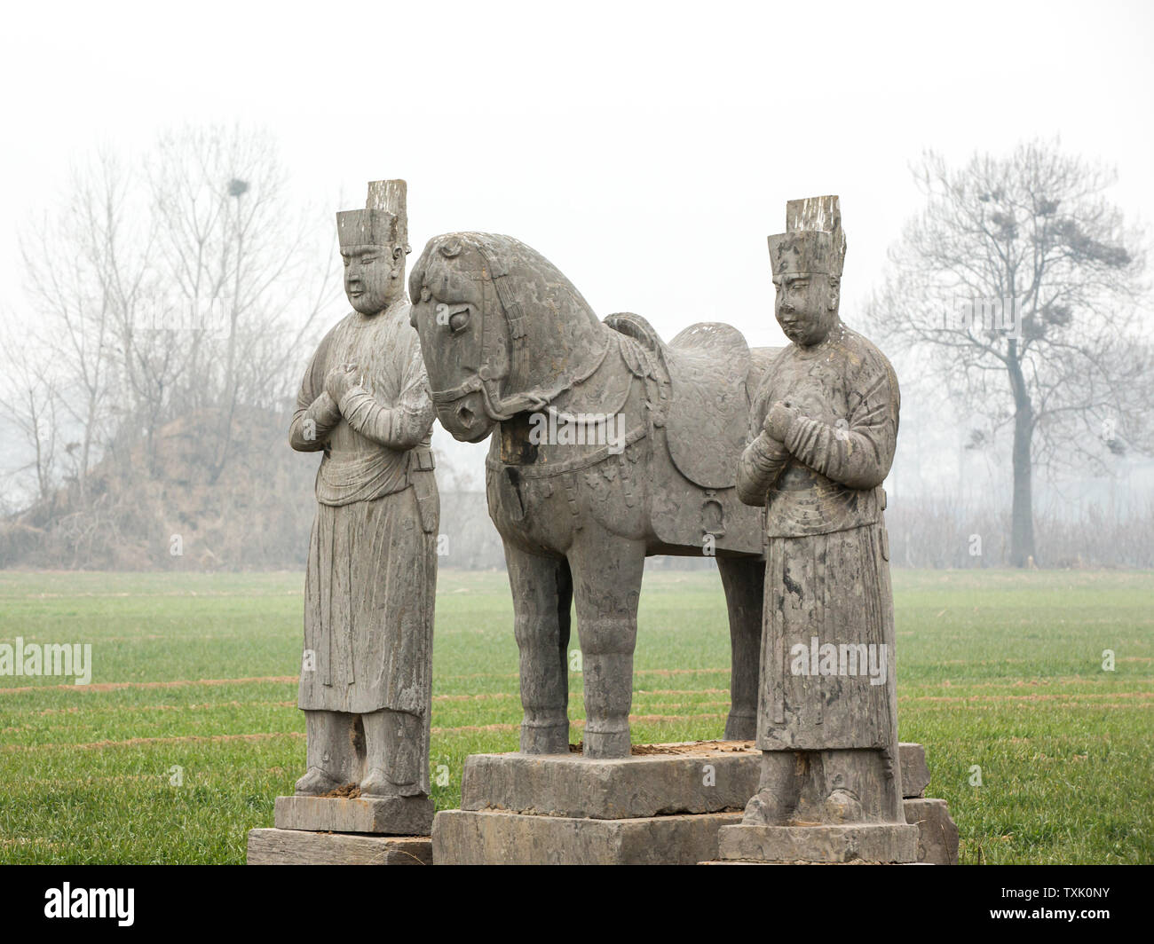 Stone statue of Song Ling Stock Photo - Alamy