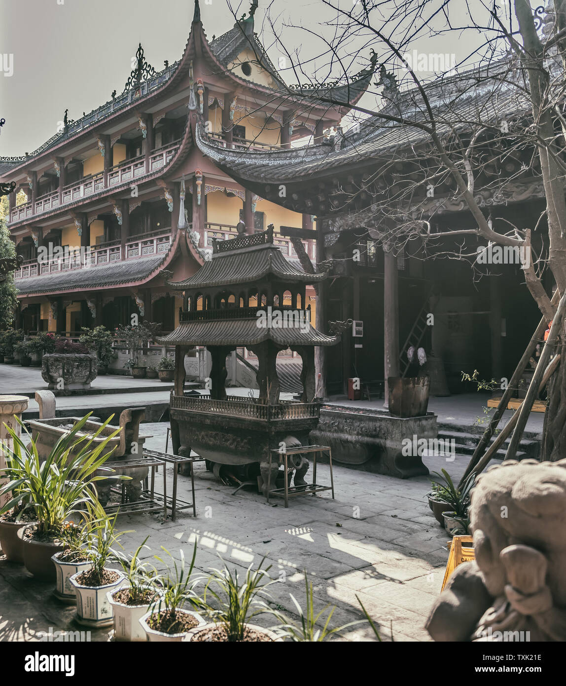 Scenery of Tushan Temple, Nanshan Buddhist Temple, Chongqing Stock ...