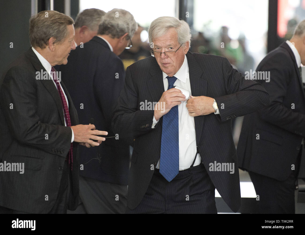 High school wrestling coach dennis hastert hi-res stock photography and ...