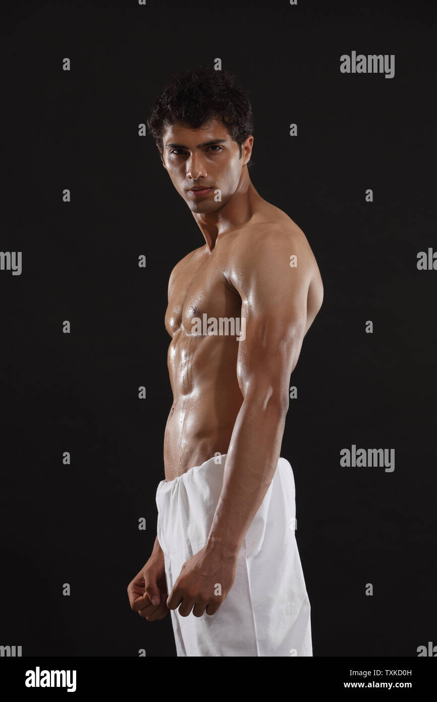 Side profile of a muscular man Stock Photo - Alamy