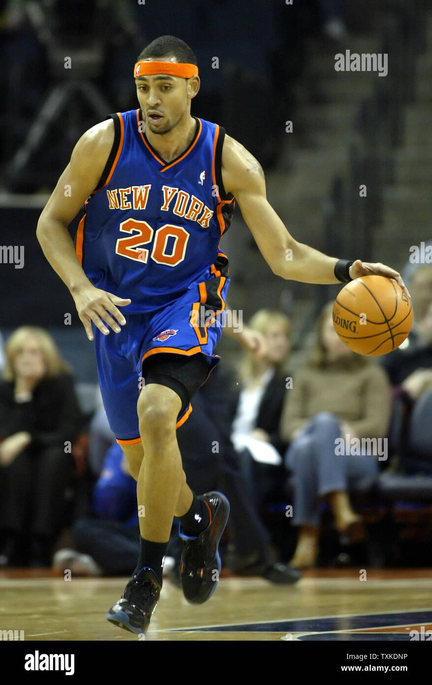 New York Knicks forward Jared Jeffries pushes the ball upcourt against ...