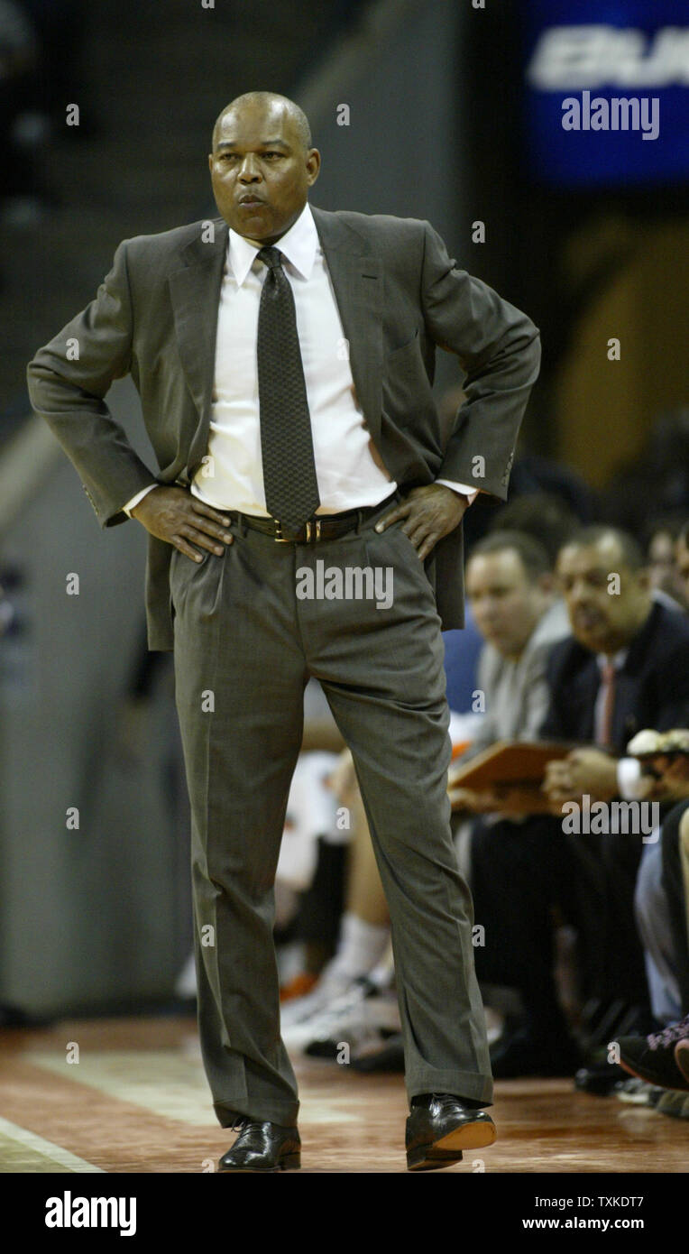 Charlotte Bobcats head coach Bernie Bickerstaff coaches his last game ...