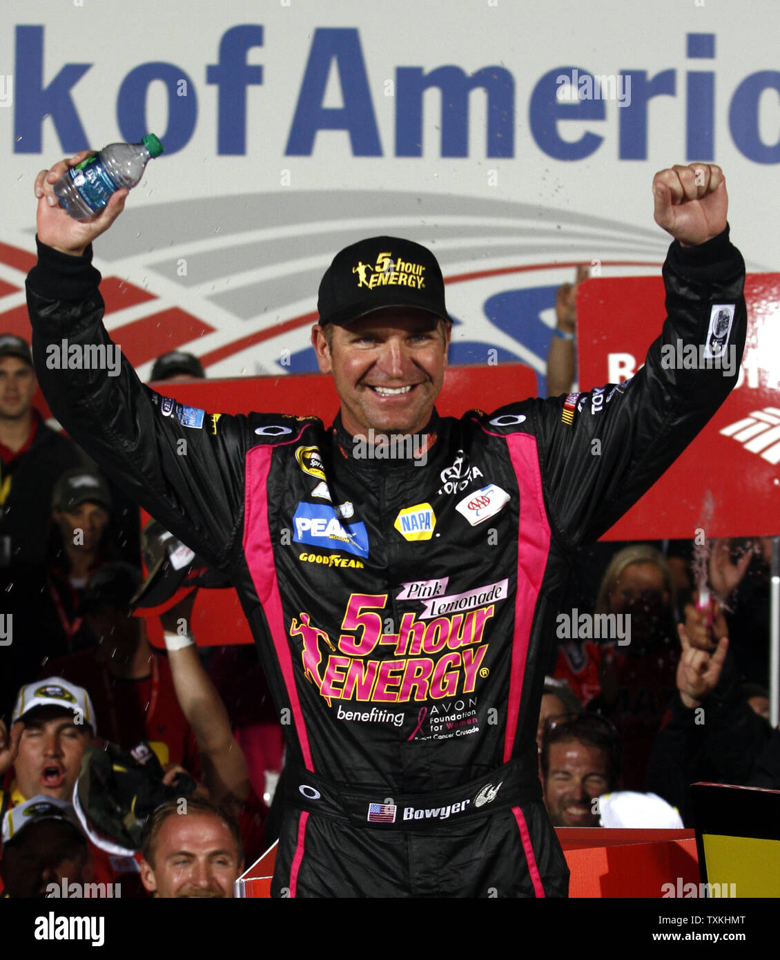 Clint Bowyer celebrates in victory lane after winning the Bank of ...