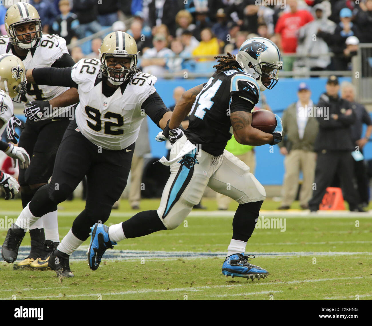Nose tackle john jenkins hi-res stock photography and images - Alamy