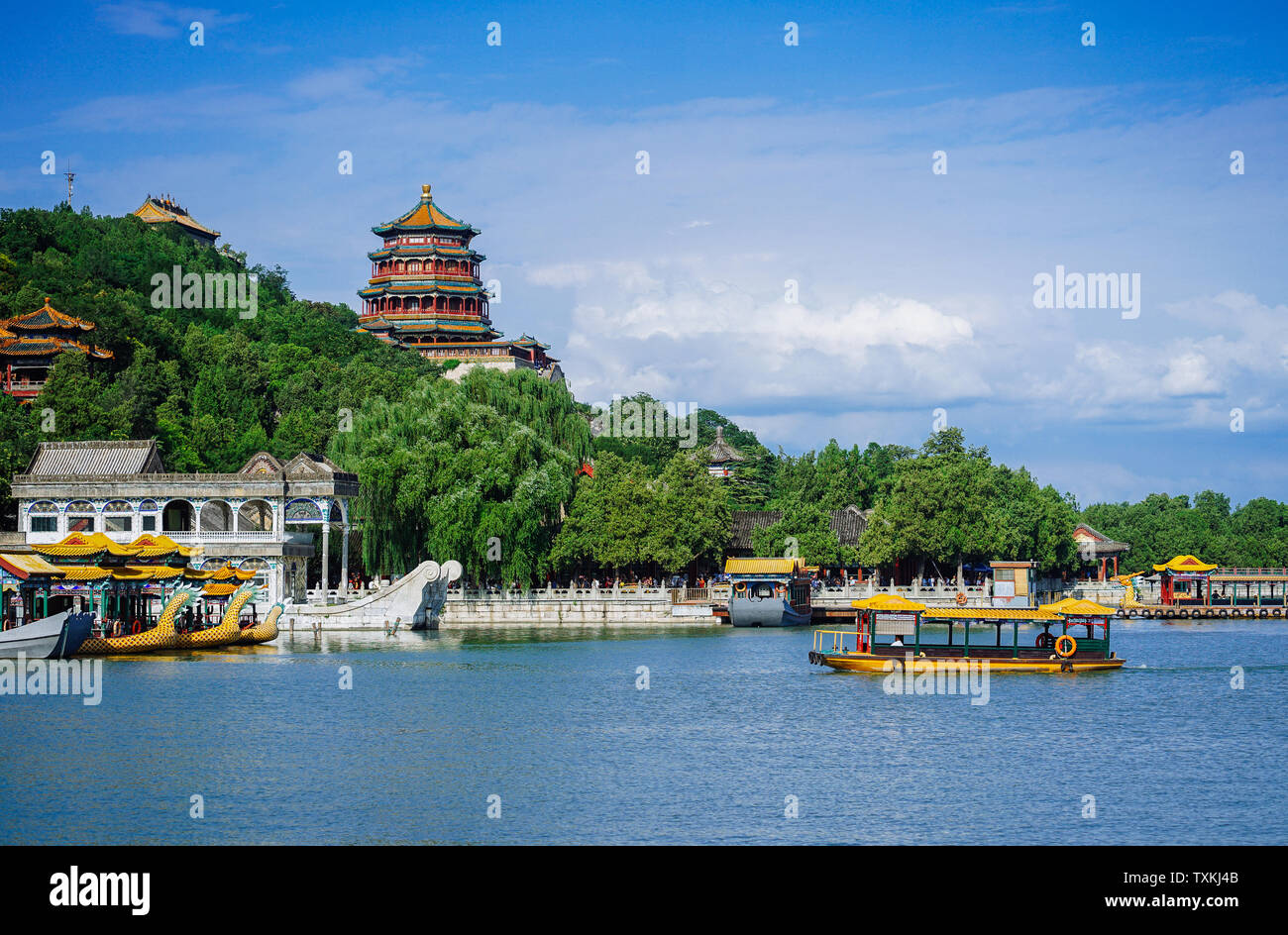 Quiet Summer Palace waters Stock Photo - Alamy