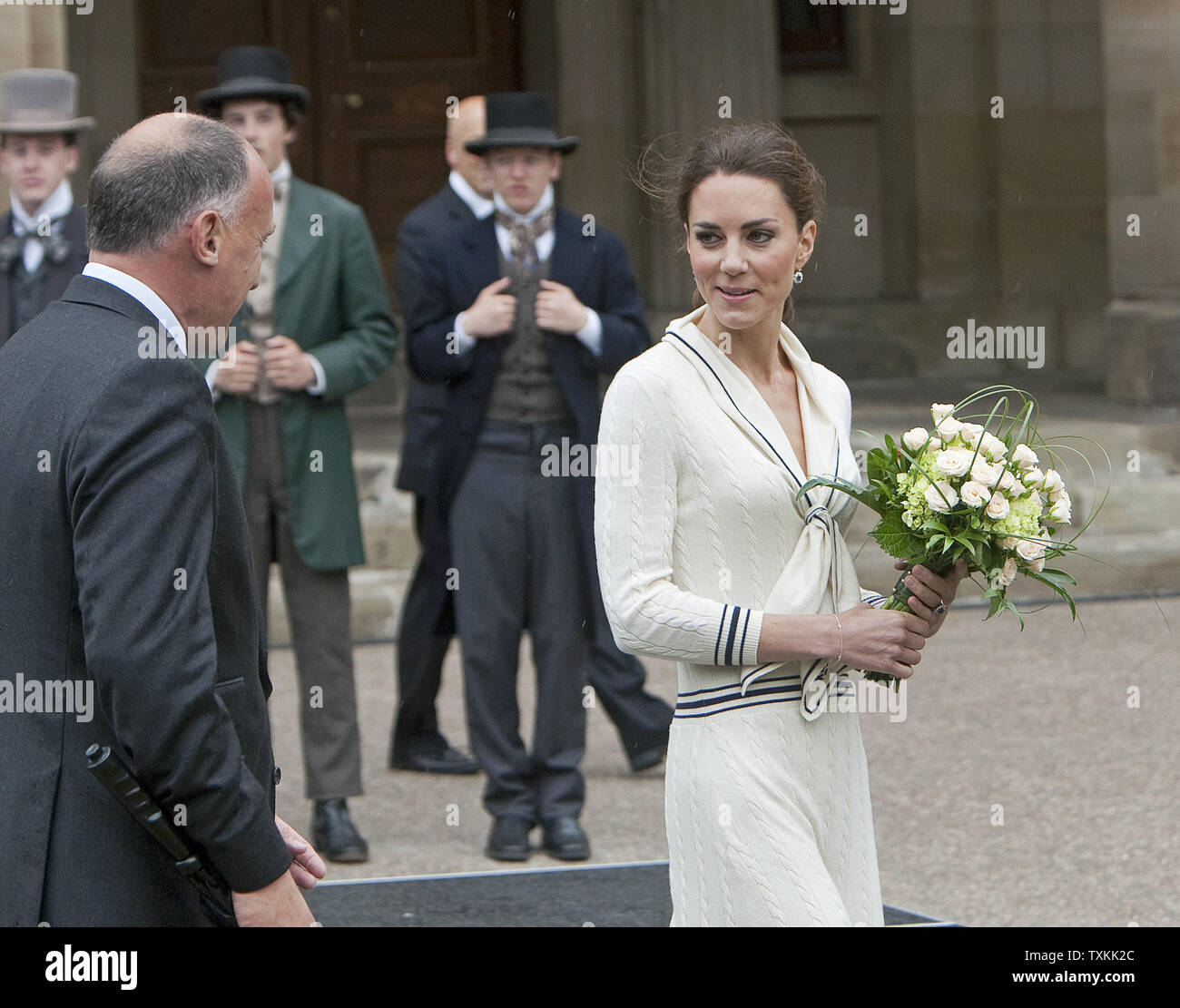 Prince William's his wife Kate, the Duchess of Cambridge, leaves ...