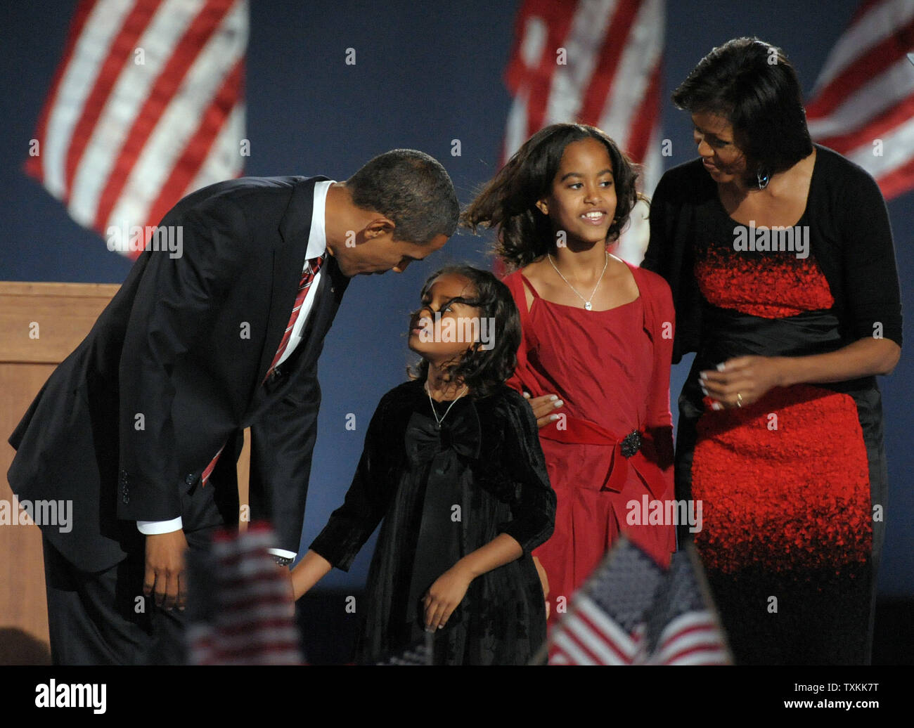 Michelle obama 2008 election night hi-res stock photography and images ...