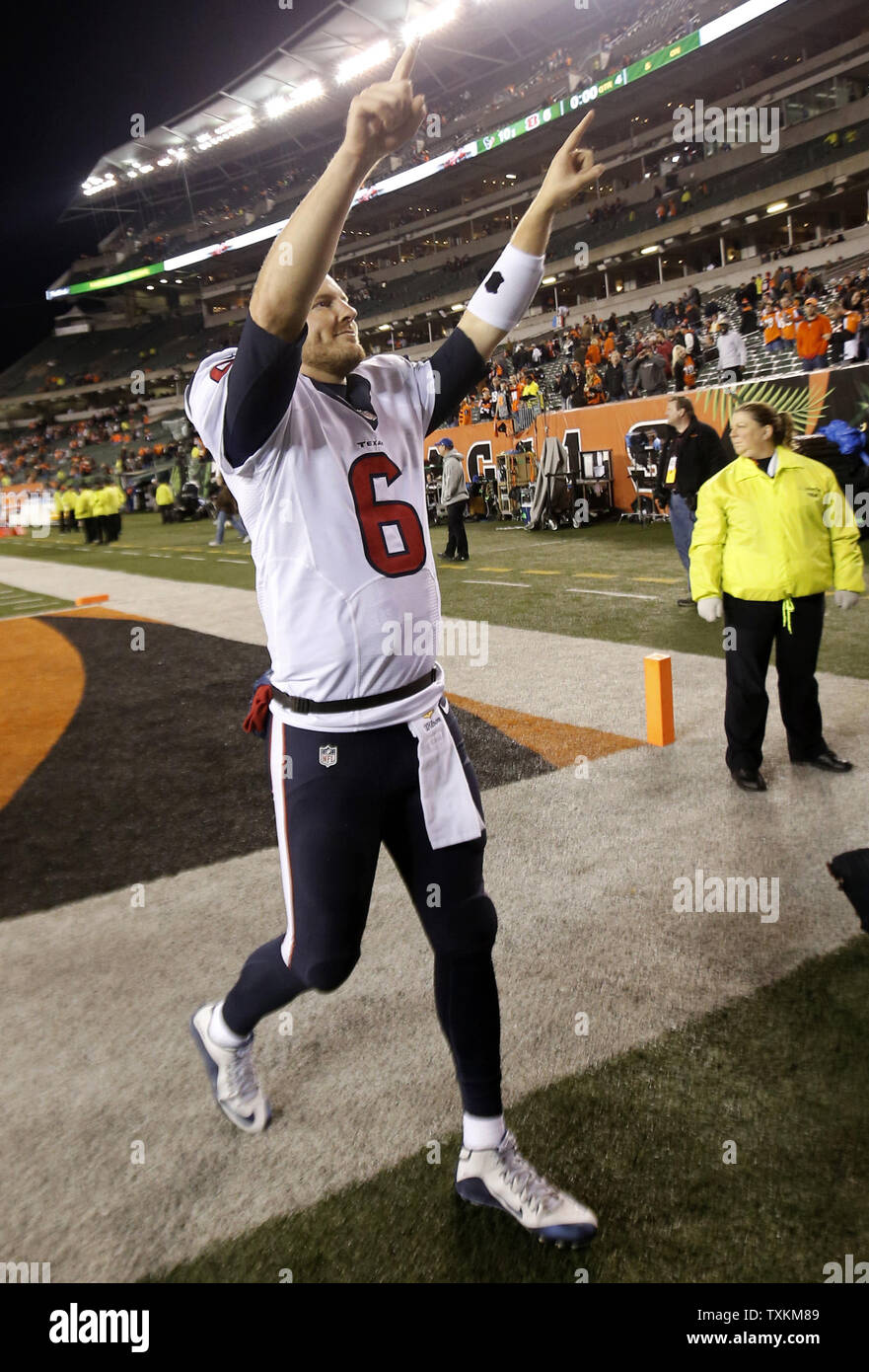 T j yates hi-res stock photography and images - Alamy