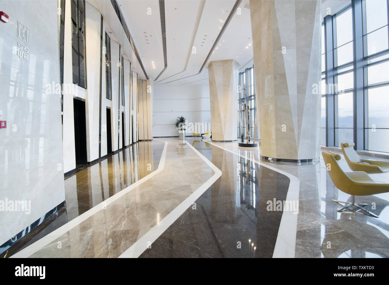 Indoor space in office building Stock Photo - Alamy