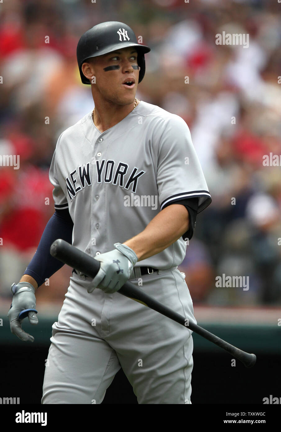 Aaron judge out field hi-res stock photography and images - Alamy