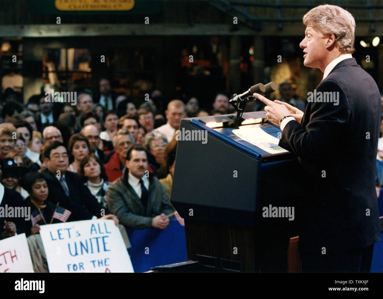 U.S. President Bill Clinton speaks about his economic policy plan in St ...