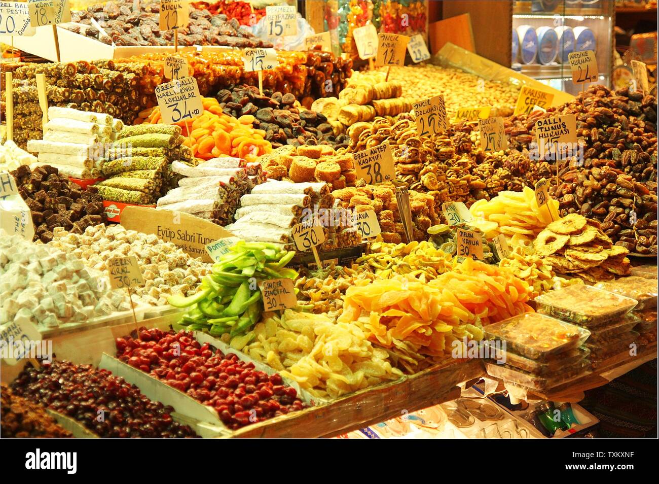 Bulk candy sale hi-res stock photography and images - Alamy