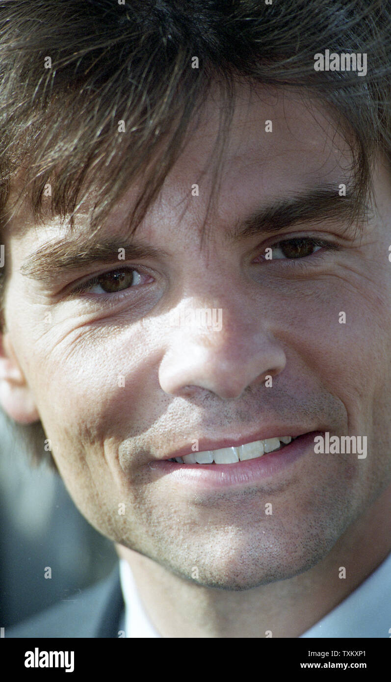 George stephanopoulos bill clinton hi-res stock photography and images ...