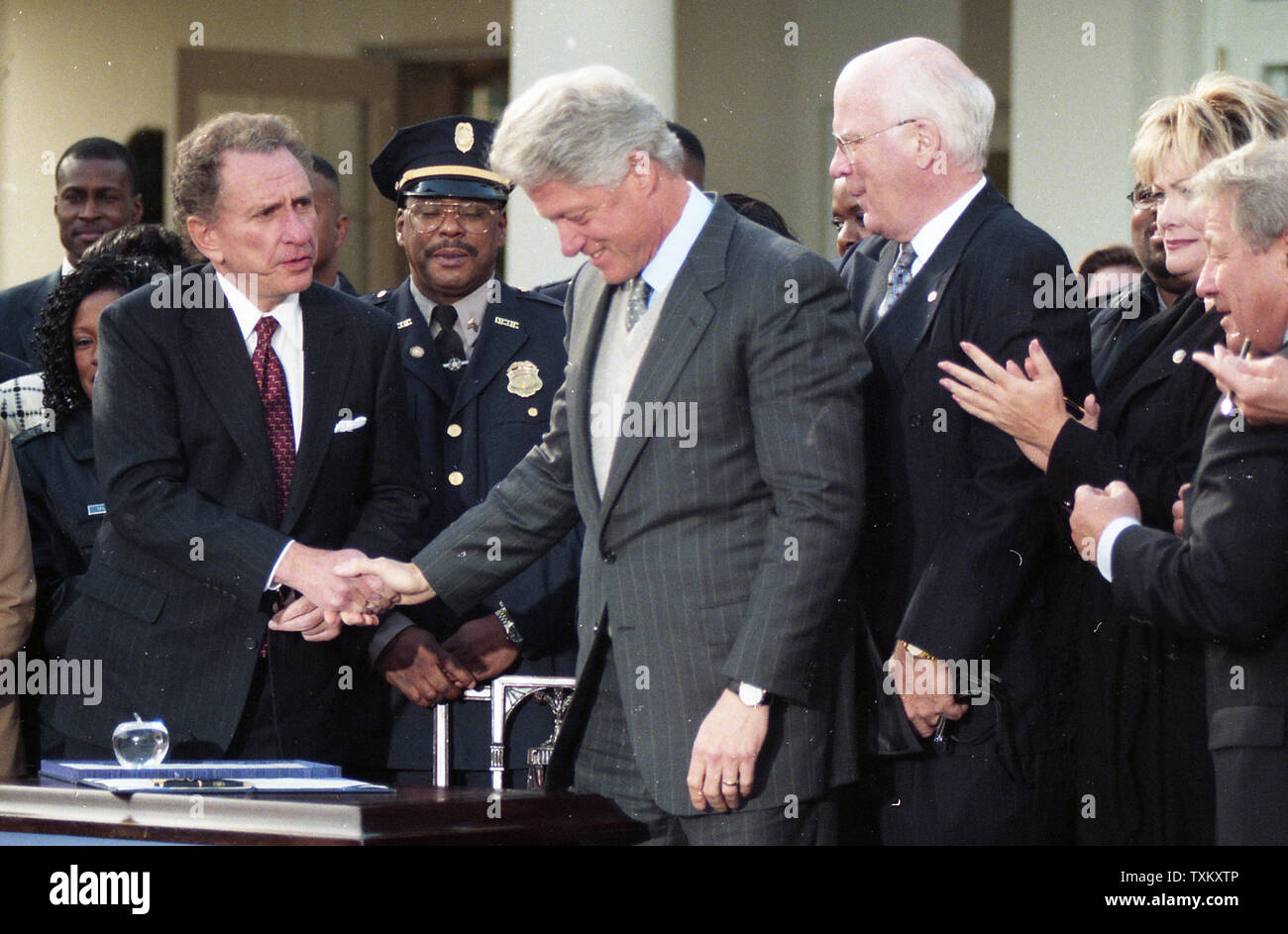 Arlen specter hi-res stock photography and images - Alamy