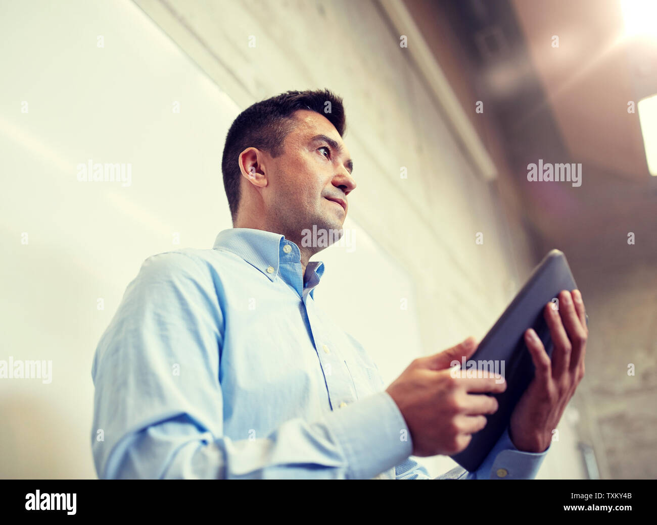 Connection lecture hi-res stock photography and images - Alamy