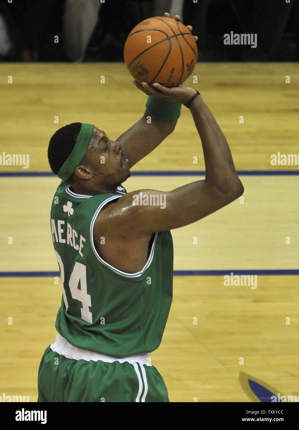 Paul pierce nba hi-res stock photography and images - Alamy
