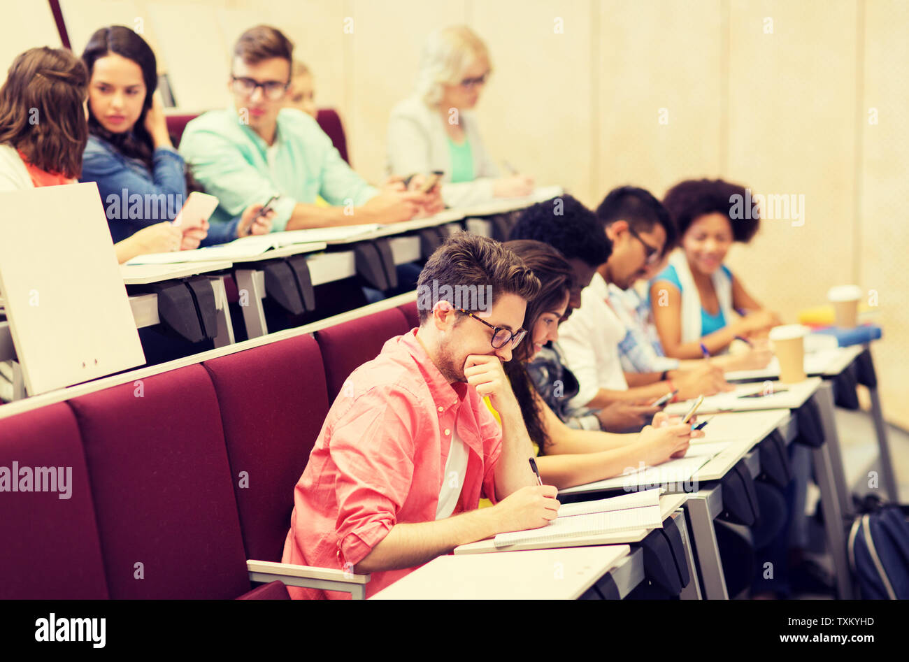 Exam hall students taking test hi-res stock photography and images - Alamy