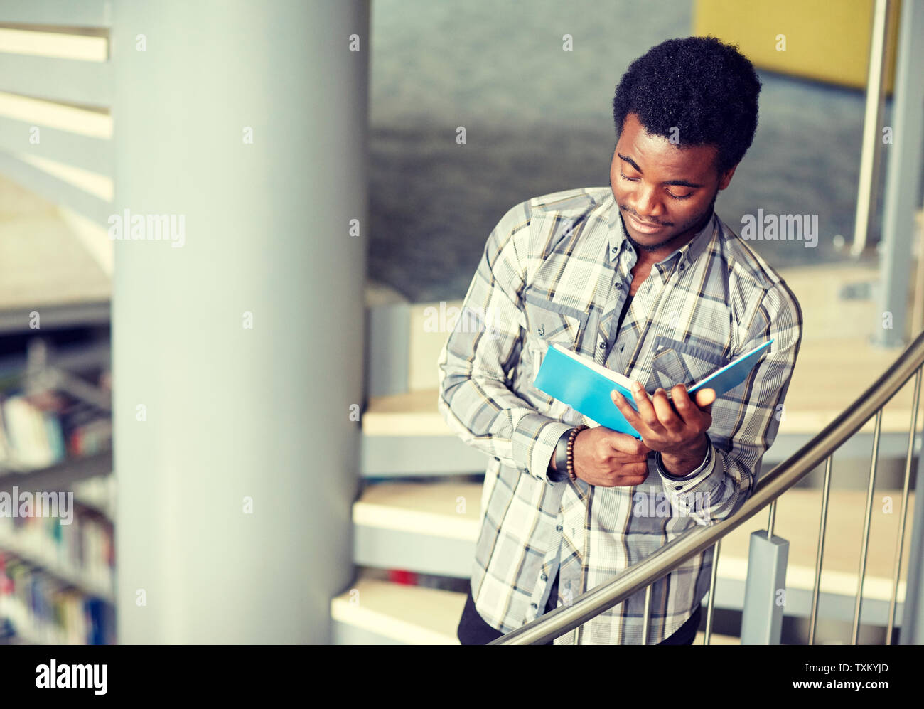 African student boy hi-res stock photography and images - Alamy