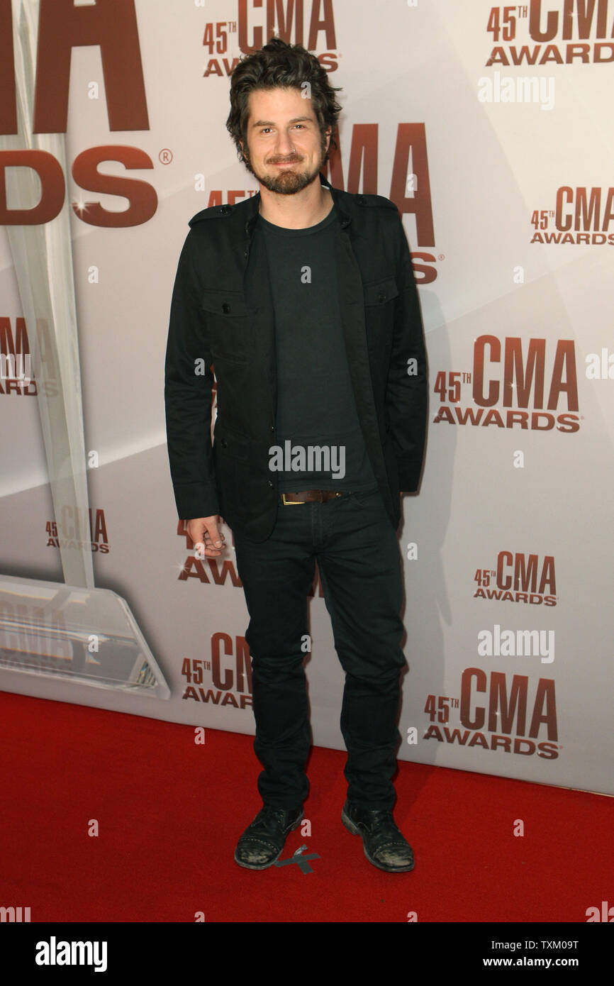Matt Nathanson arrives on the red carpet at the 45th Annual Country ...