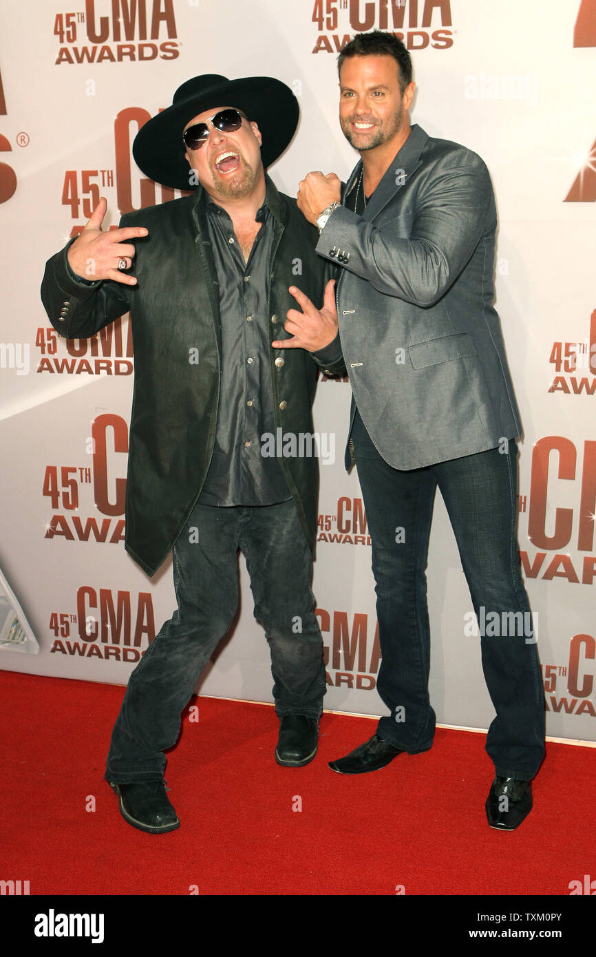 Montgomery Gentry arrive on the red carpet at the 45th Annual Country ...
