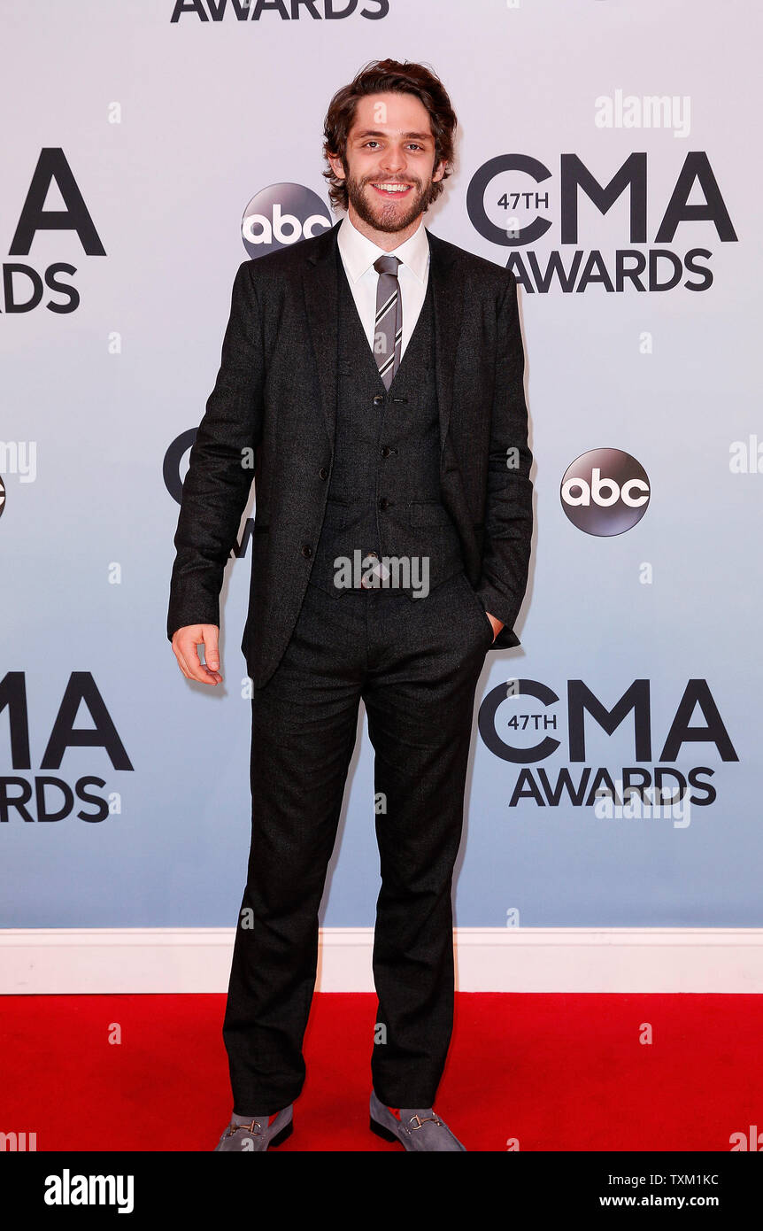 Thomas Rhett arrives on the red carpet at the 47th Annual Country Music ...