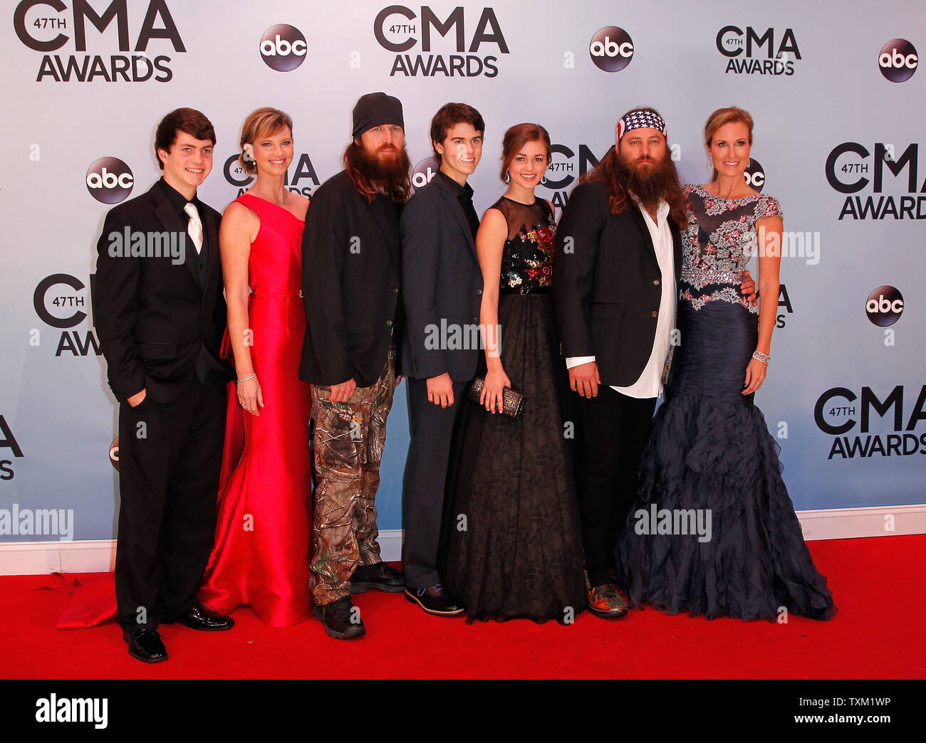 Members of the reality television show Duck Dynasty arrive on the red ...