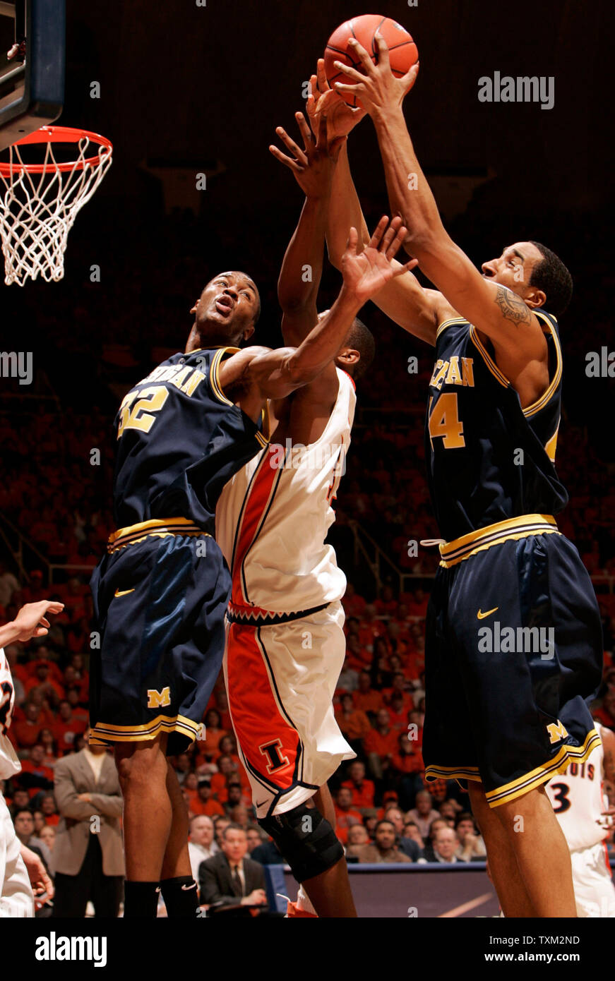 University of michigan mascot hi-res stock photography and images - Alamy
