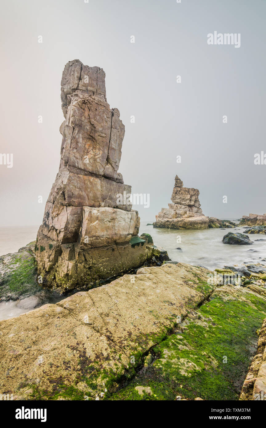 Dalian Lushun West Lake Tsui General Rock Beach Reef Stock Photo - Alamy