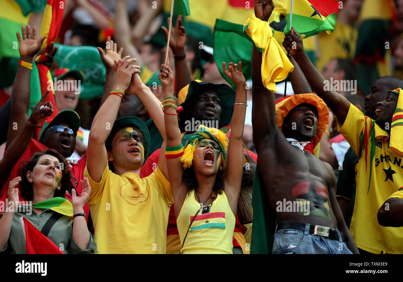 Fans from Ghana cheer their team against Czech Republic in World Cup ...