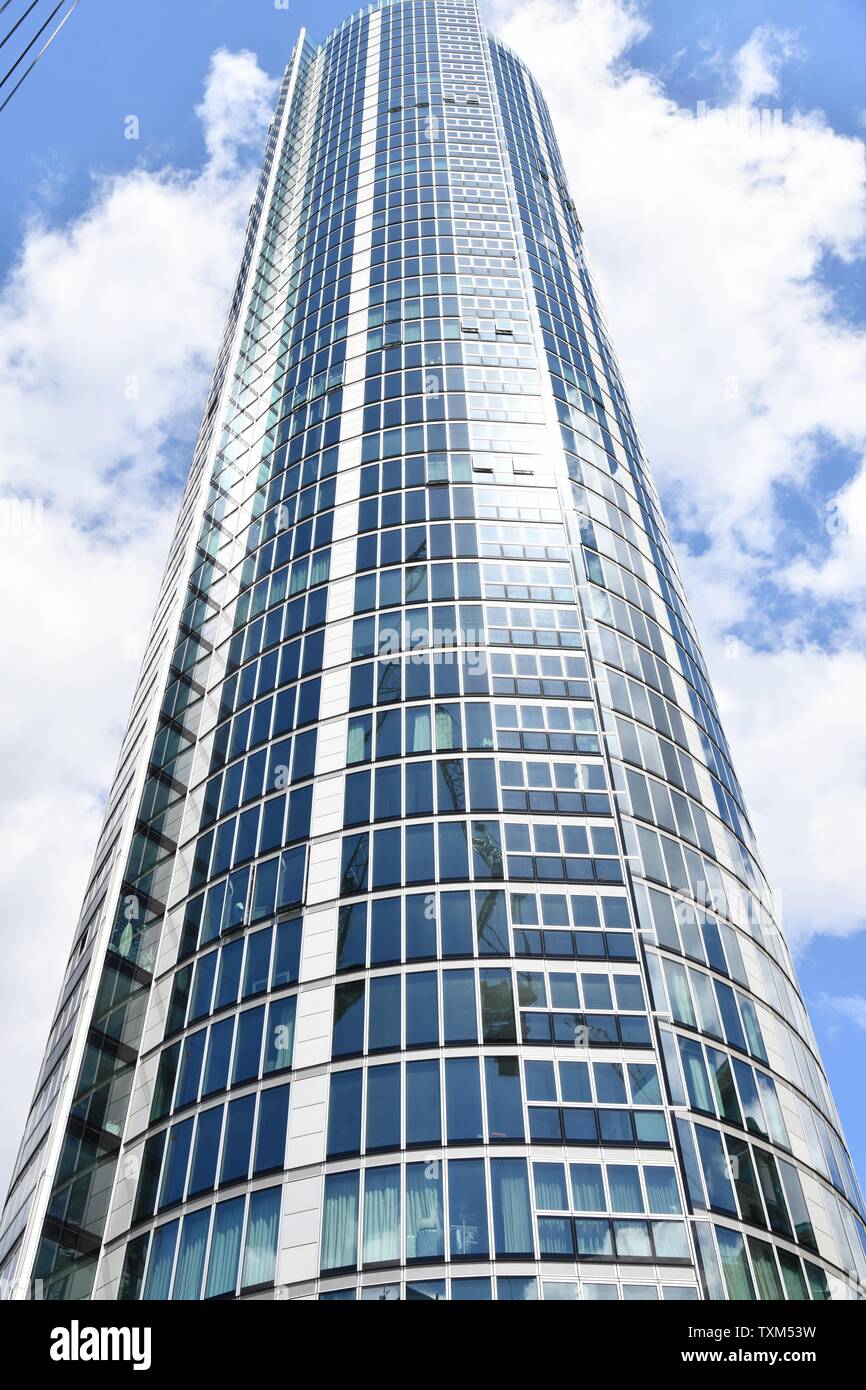 St George Wharf Tower, Vauxhall, London 2019 Stock Photo - Alamy