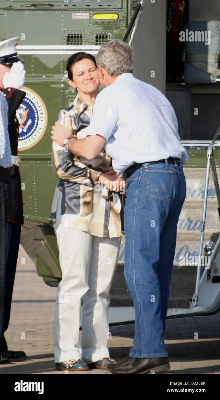 Anne mette rasmussen and anders fogh rasmussen hi-res stock photography ...