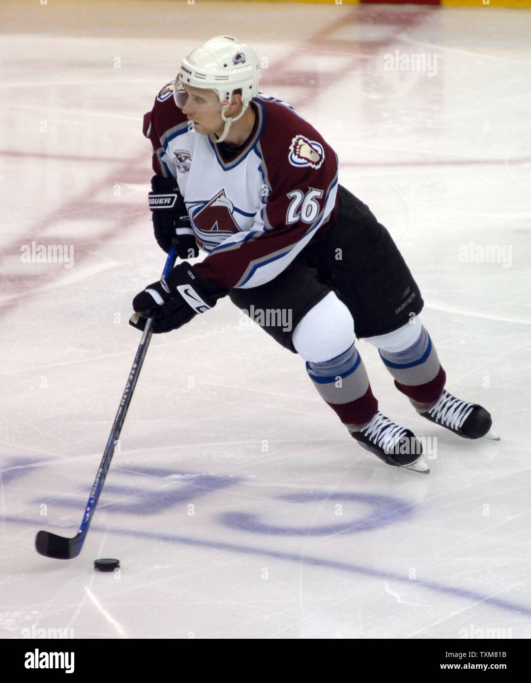 2 avs hi-res stock photography and images - Alamy