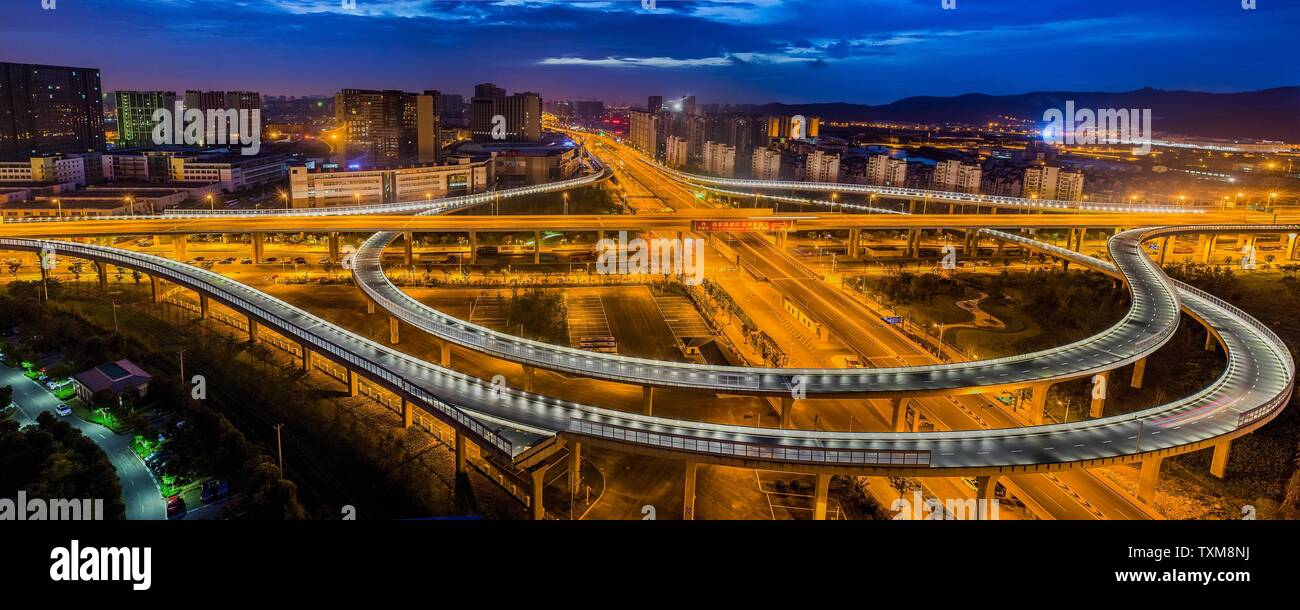 Suzhou Central, Night View, Lights, Viaduct Stock Photo - Alamy
