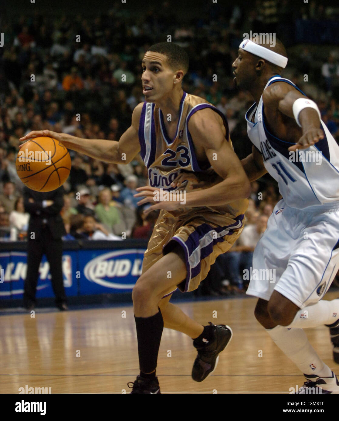 Dallas mavericks jose juan barea hi-res stock photography and images ...